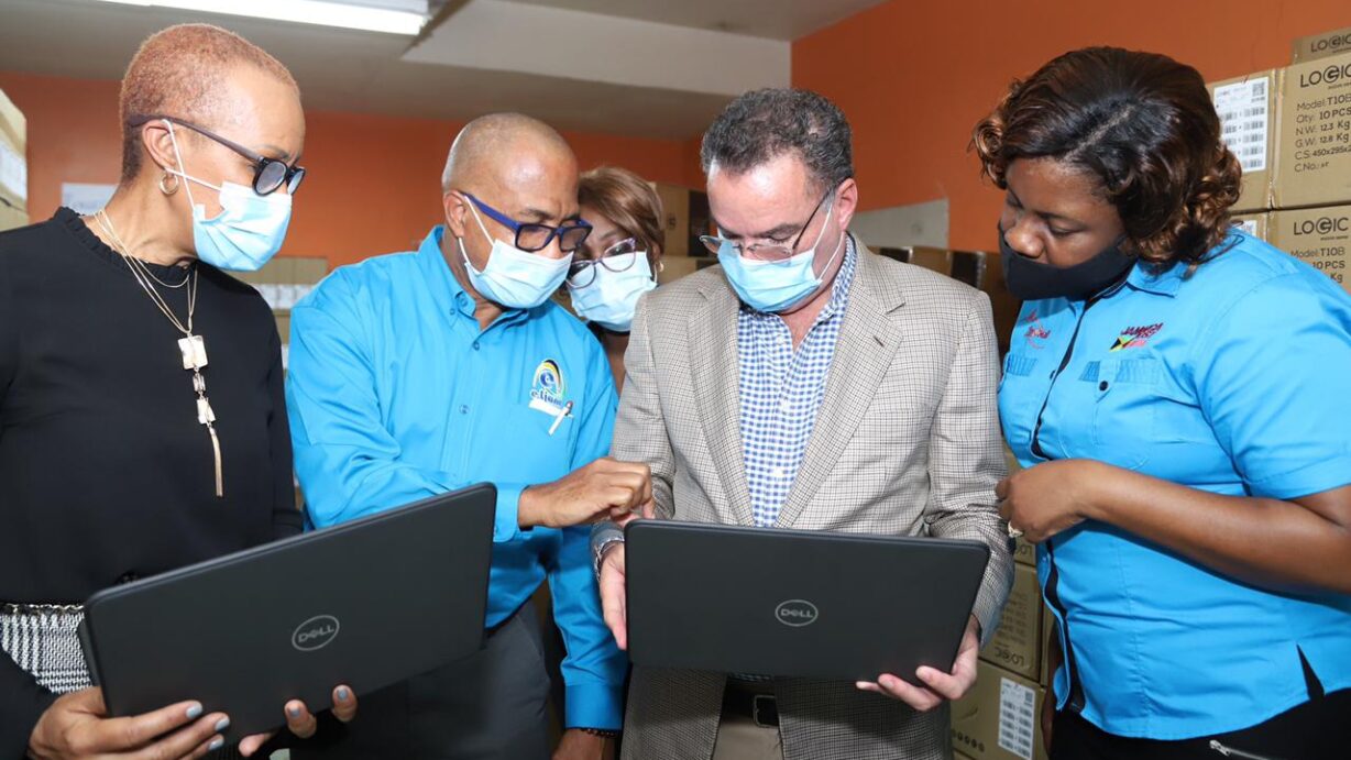 Gallery: Laptops for PATH Students Photo Opportunity – e-Learning ...